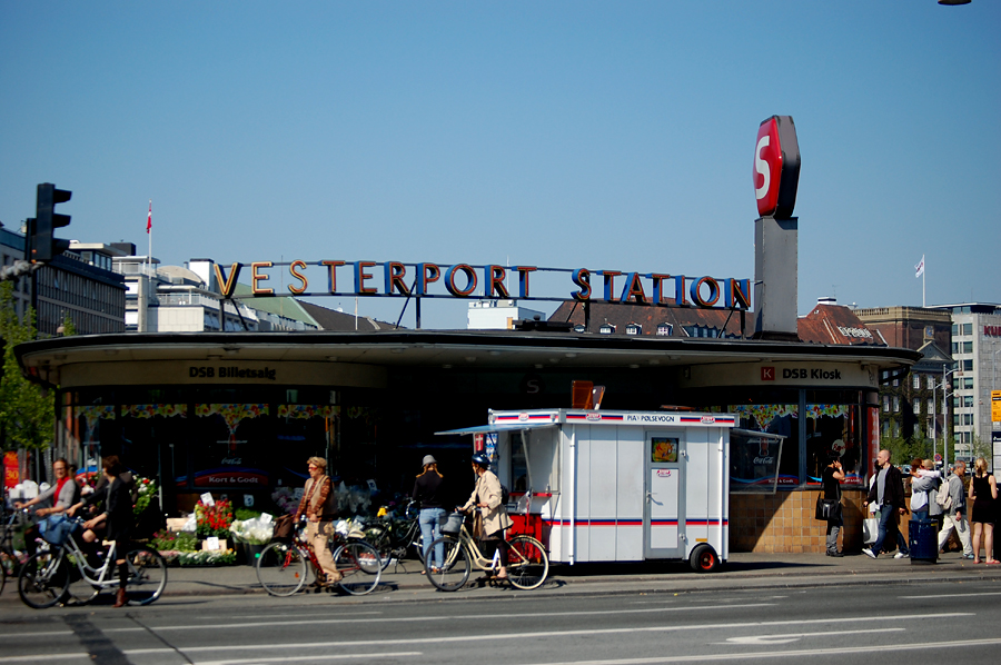 STRAPHANGER: The Copenhagen Syndrome - Spacing Toronto