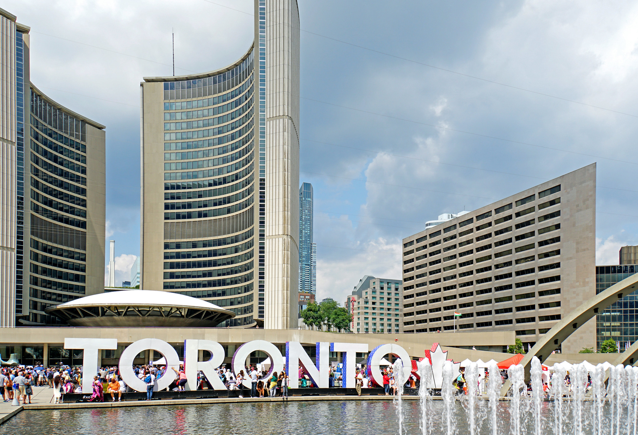 Why is City of Toronto sole-sourcing key digital infrastructure ...