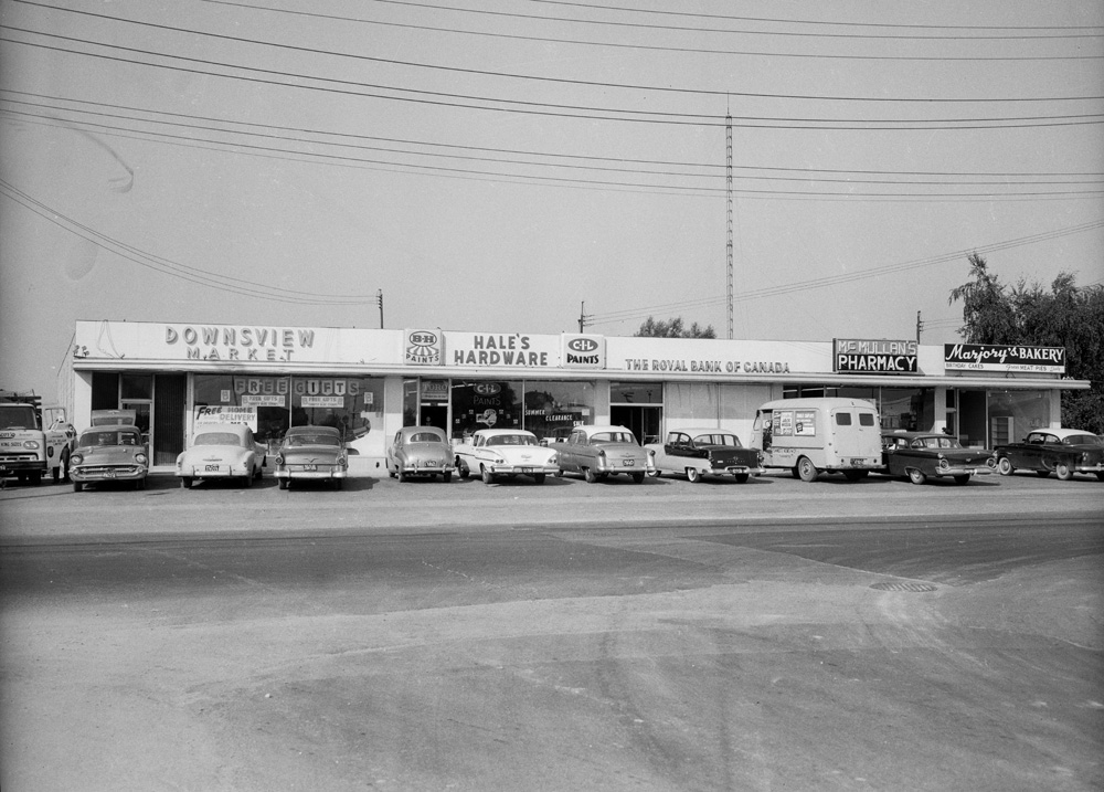Photographing Toronto’s suburban strip malls - Spacing Toronto ...