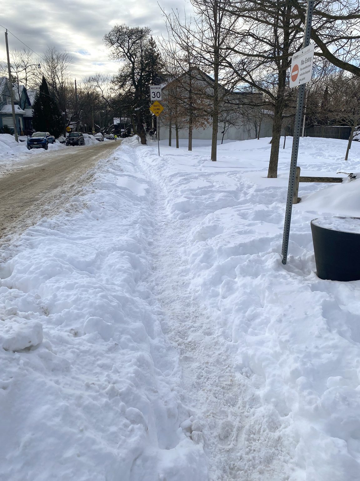 LORINC: The post-snowstorm sidewalk obstacle course - Spacing Toronto ...